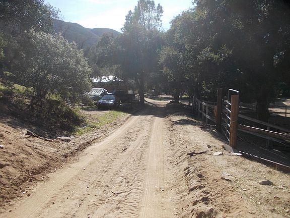 Calle Rosalito, Santa Clarita, CA 91350 | MLS #24000017 | Zillow