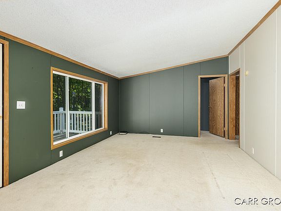 10624 Osborn St, Grand Haven, MI 49417 | MLS #25034046 | Zillow