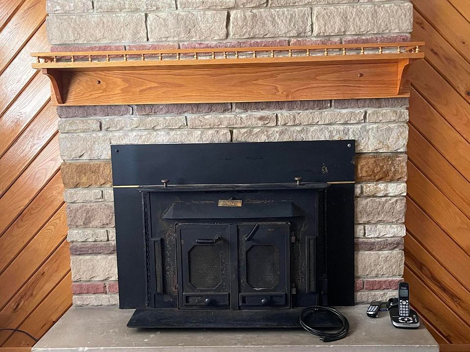 2334 Dixie Hwy, Lizemores, WV 25125 | Zillow