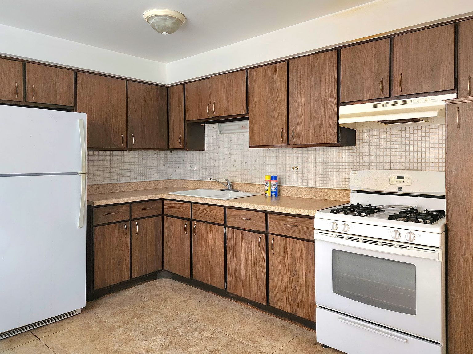 8536 W Gregory St APT 2S, Chicago, IL 60656 | Zillow