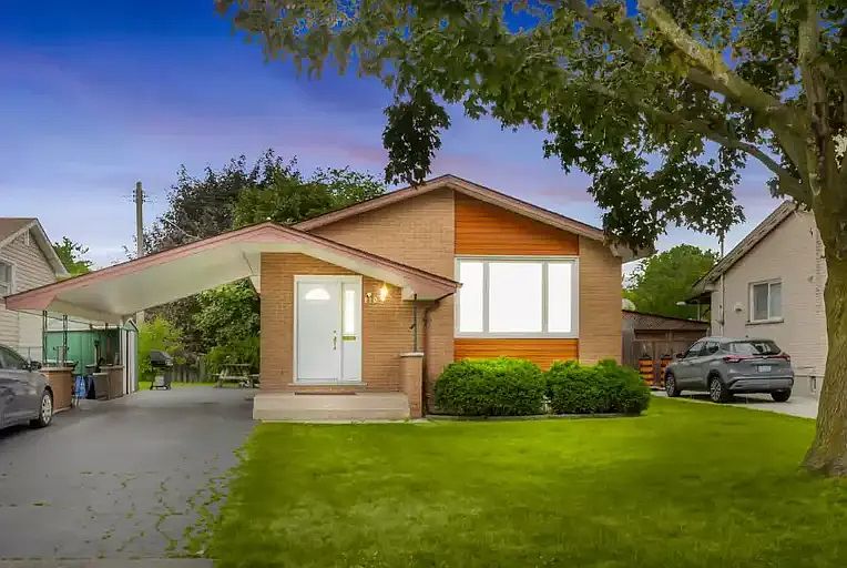 110 Mountbatten Dr #1A, Hamilton, ON L9C 3V5 | Zillow