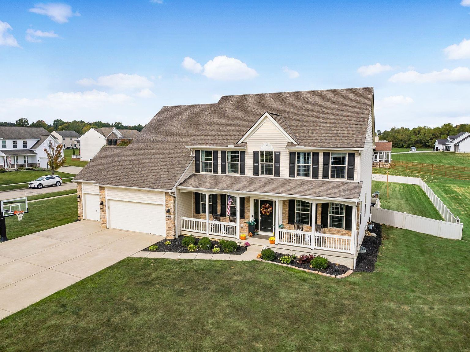 209 Sorrel Crest Dr SW, Pataskala, OH 43062 | MLS #223032235 | Zillow