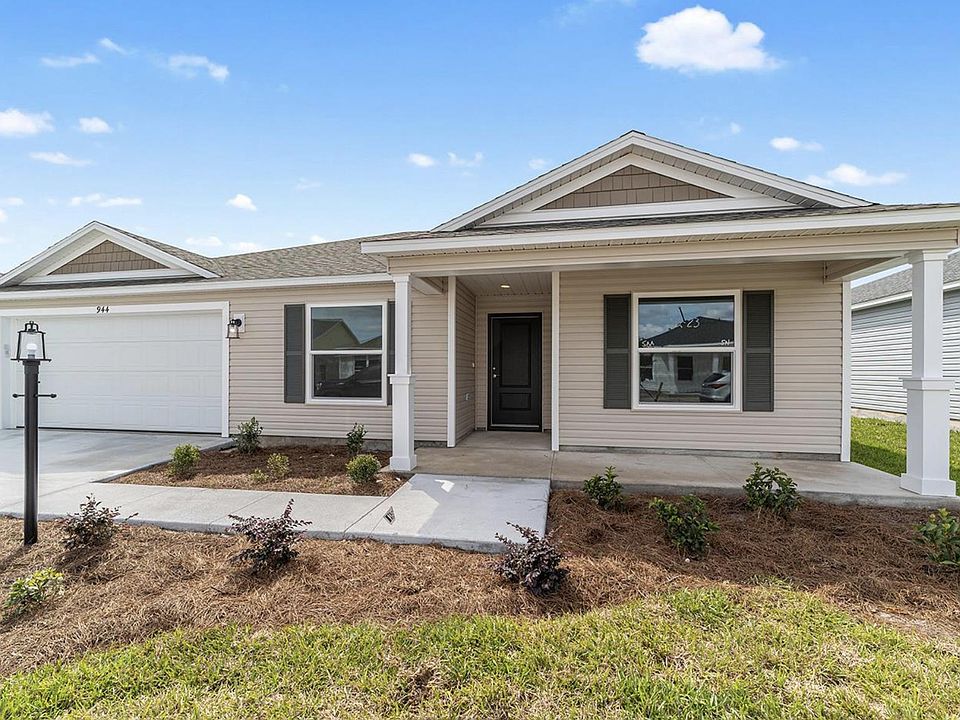 944 Eugene, Okahumpka, FL 34762 | Zillow