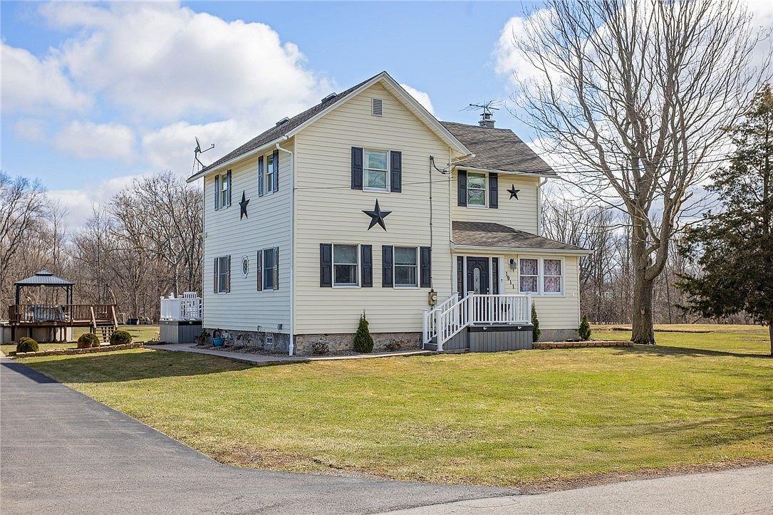 1911 Phillips Rd, Appleton, NY 14008 | Zillow