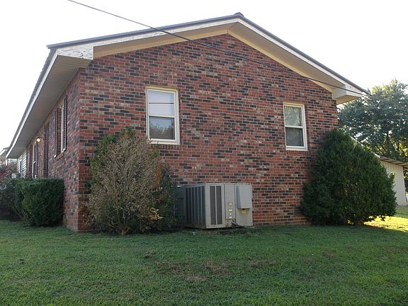 403 Luzerne Depoy Rd, Greenville, KY 42345 | Zillow