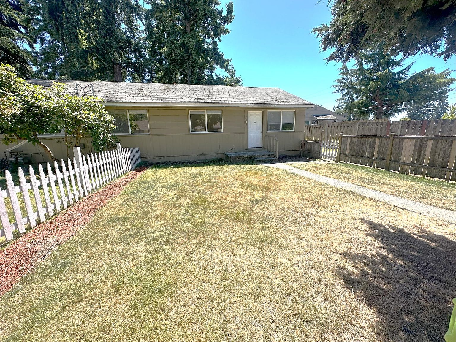 3101 NE 20th St, Renton, WA 98056 | Zillow