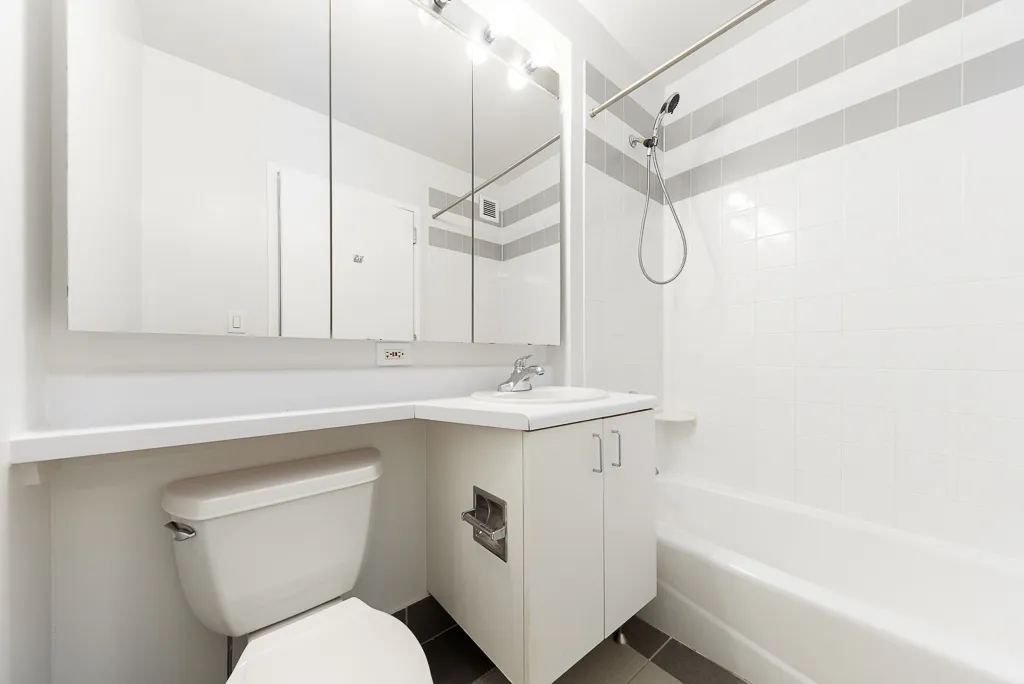 140 Riverside Boulevard #907 in Lincoln Square, Manhattan | StreetEasy