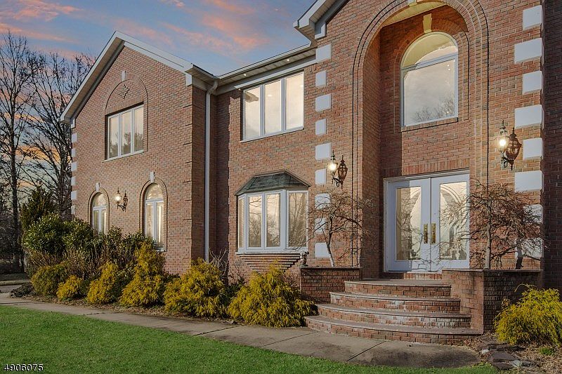 668 Foothill Rd, Bridgewater, NJ 08807 | Zillow