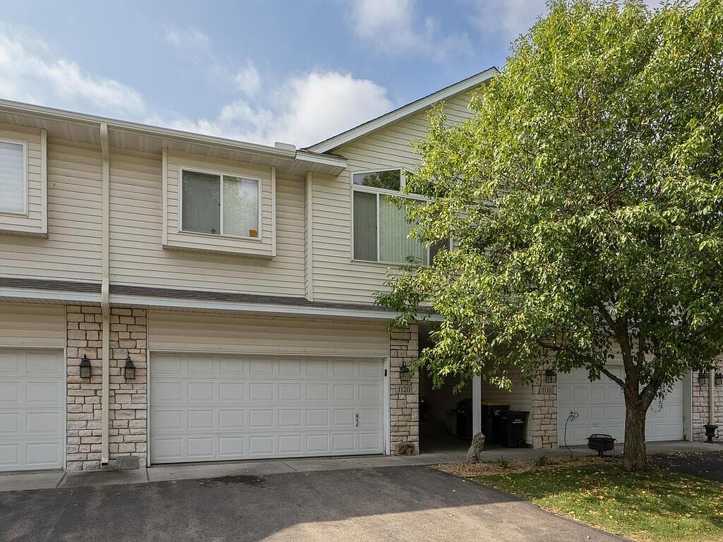 1120 Pine St, Farmington, MN 55024 | Zillow
