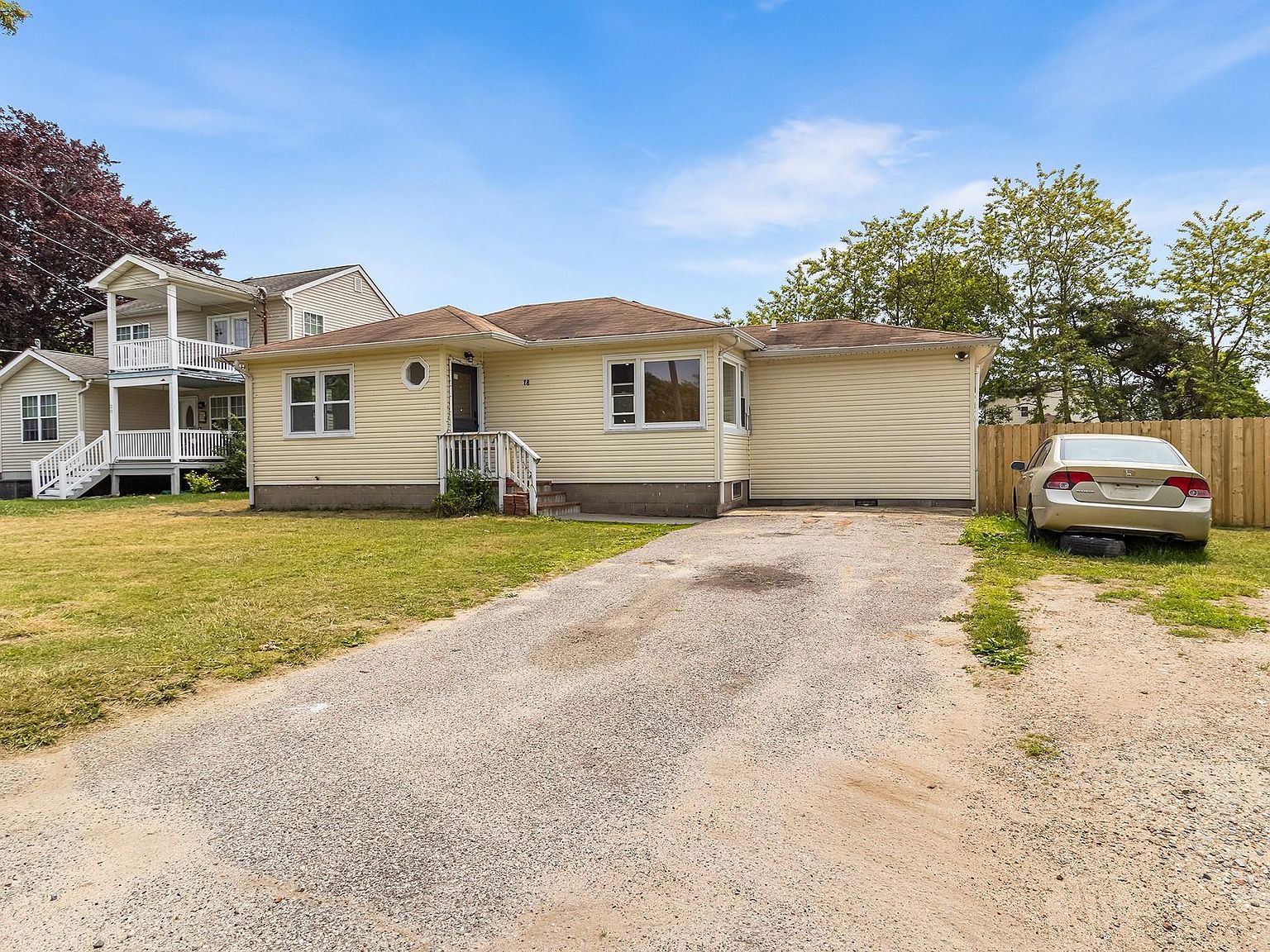 18 Parkview Drive, Shirley, NY 11967 | MLS #875486 | Zillow