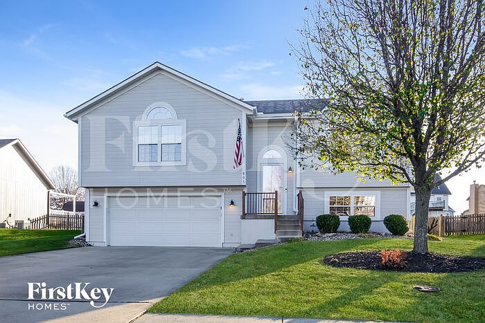 805 Canter St, Raymore, MO 64083 | Zillow