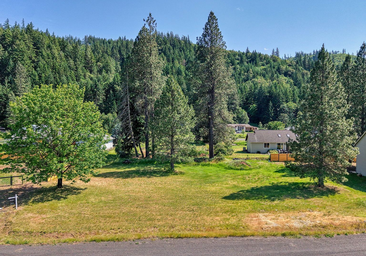 16 Taryn Ct, White Salmon, WA 98672 | MLS #322833512 | Zillow