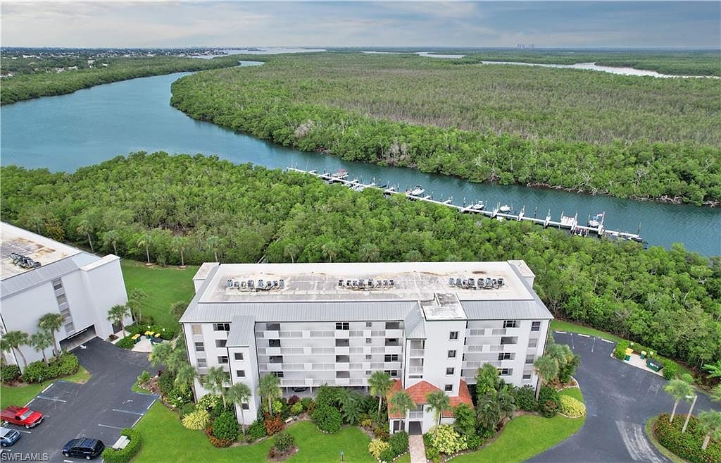 300 Stevens Landing Dr #C-403, Marco Island, FL 34145 | MLS #224061125 ...