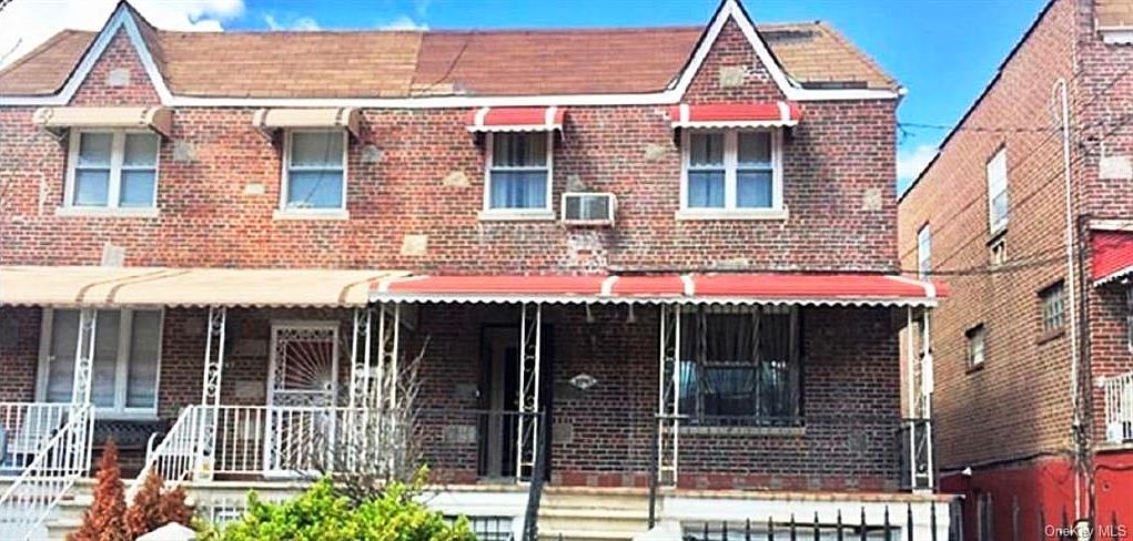 2749 Fish Ave, Bronx, NY 10469 | Zillow