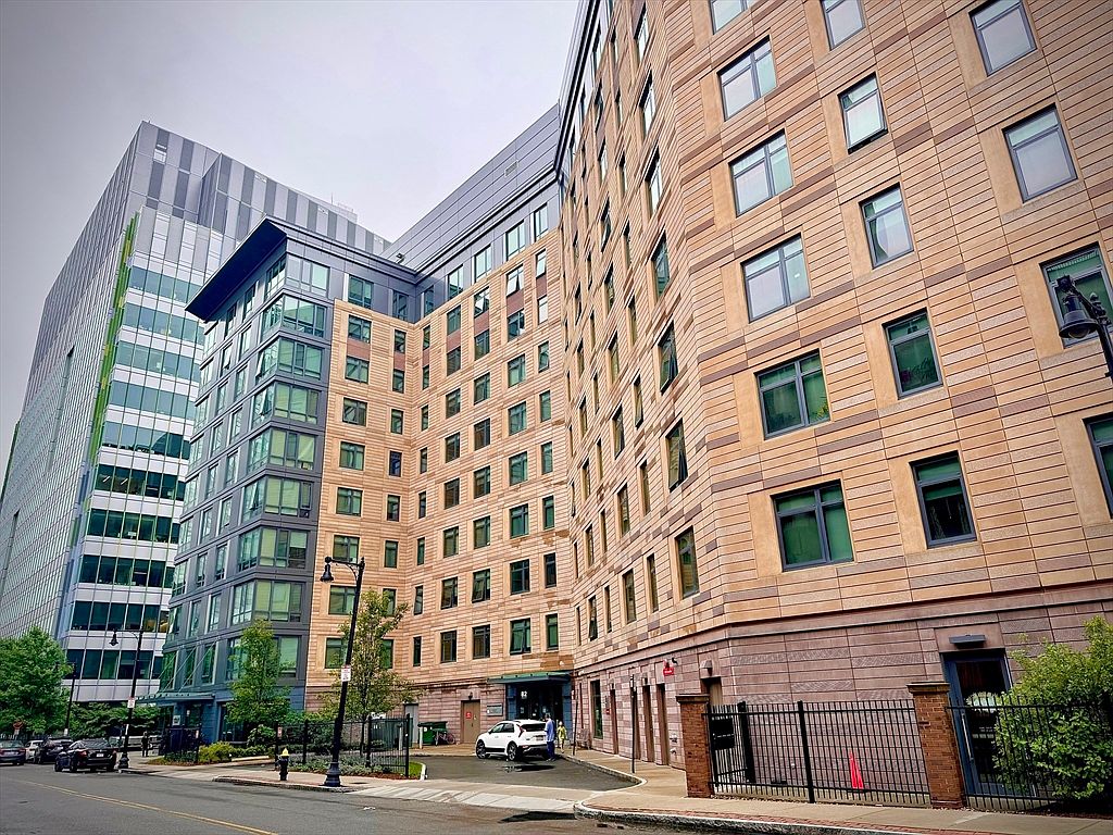 80-82 Fenwood Rd #904, Boston, MA 02115 | Zillow