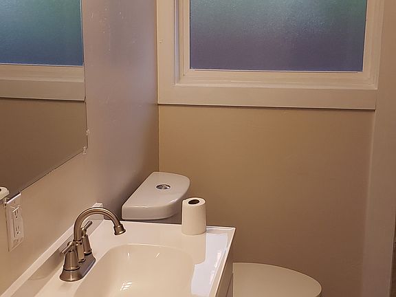560 N 900 W #B, Salt Lake City, UT 84116 | Zillow