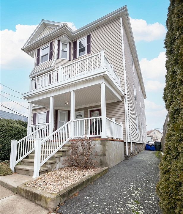 2084-2086 Pleasant St, Fall River, MA 02723 | Zillow
