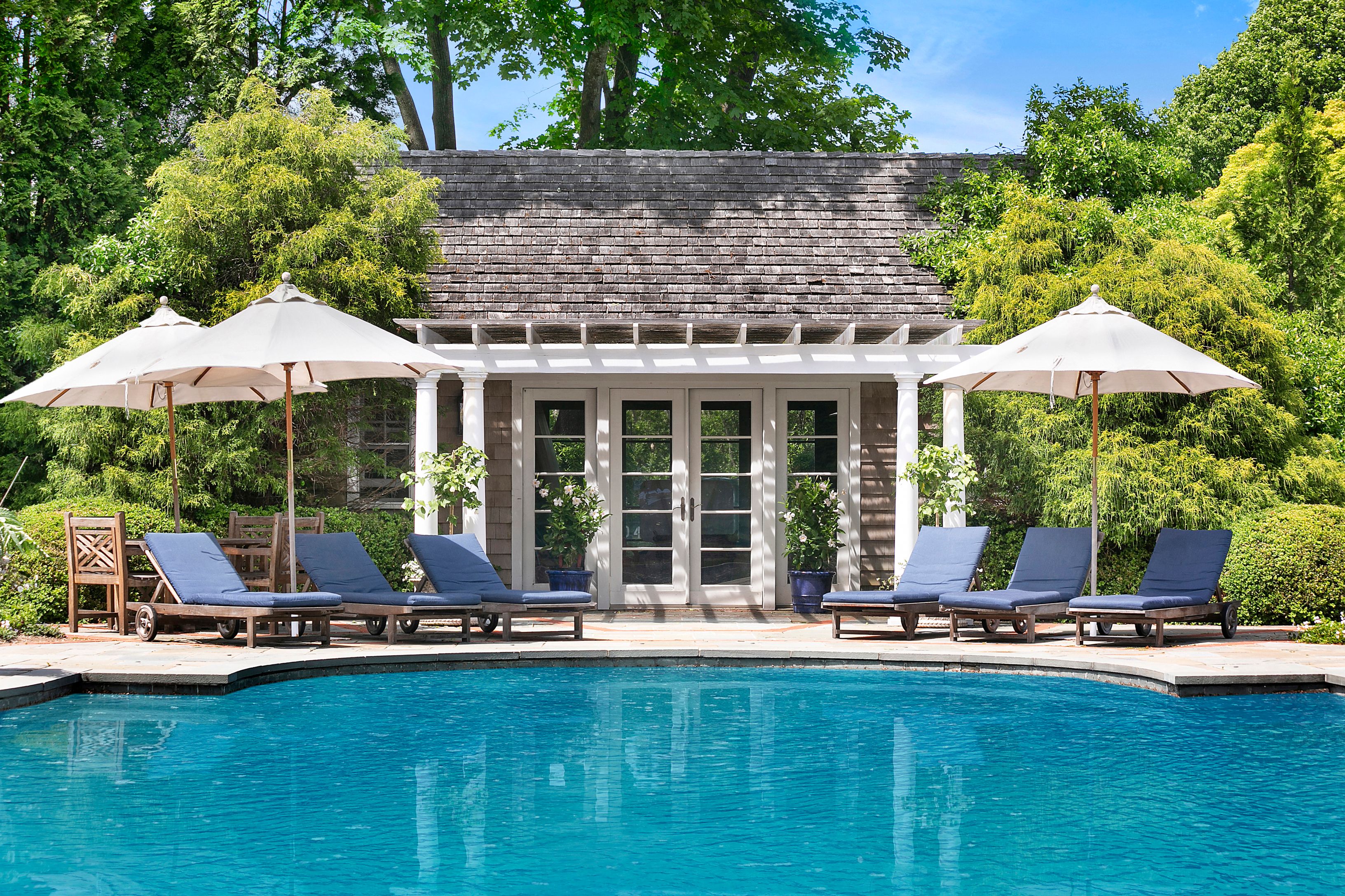 483 First Neck Ln, Southampton, NY 11968 | Out East