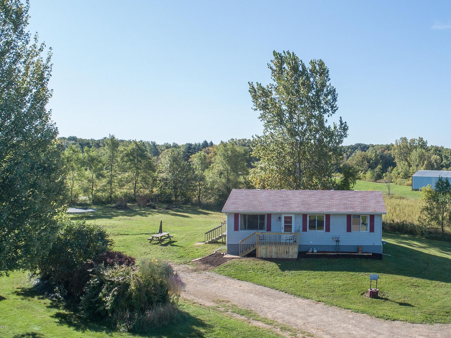 5662 E Clinton Trl, Eaton Rapids, MI 48827 | Zillow