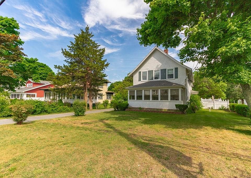 83 Marion Rd, Wareham, MA 02571 | Zillow
