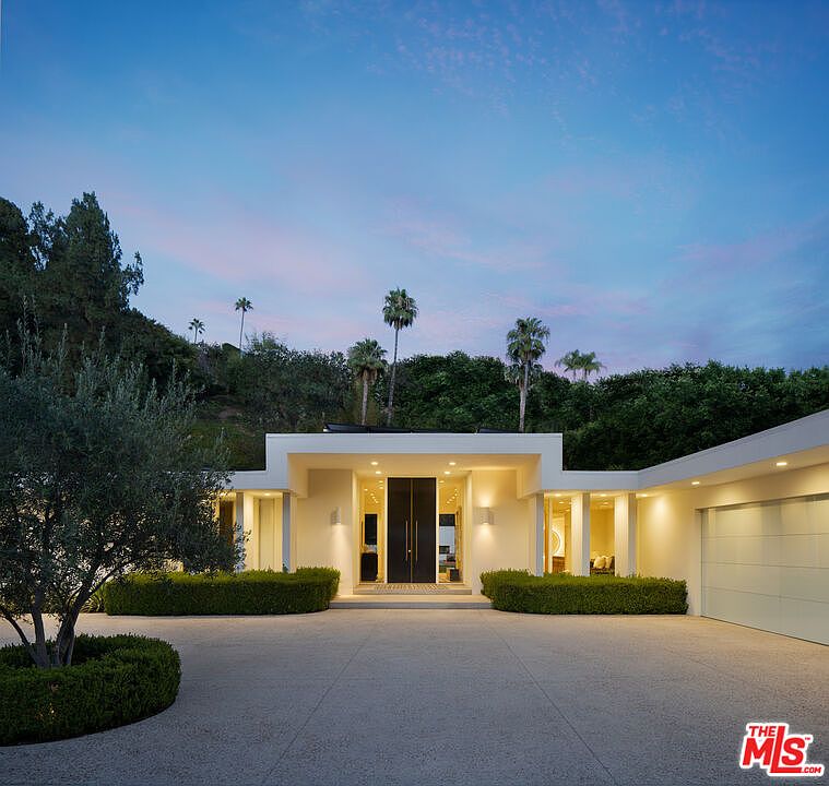 1130 Maytor Pl, Beverly Hills, CA 90210 | MLS #22-183827 | Zillow