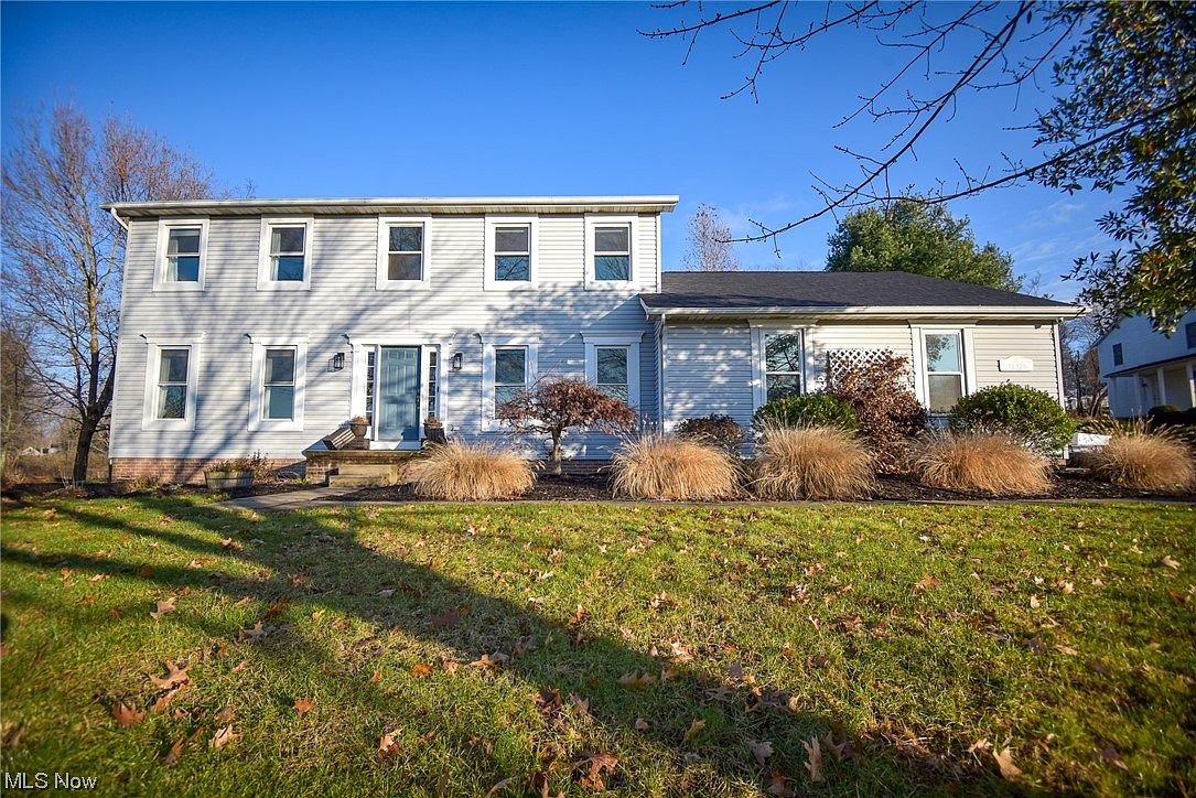 12329 Stover Farm Dr NW, Canal Fulton, OH 44614 | Zillow