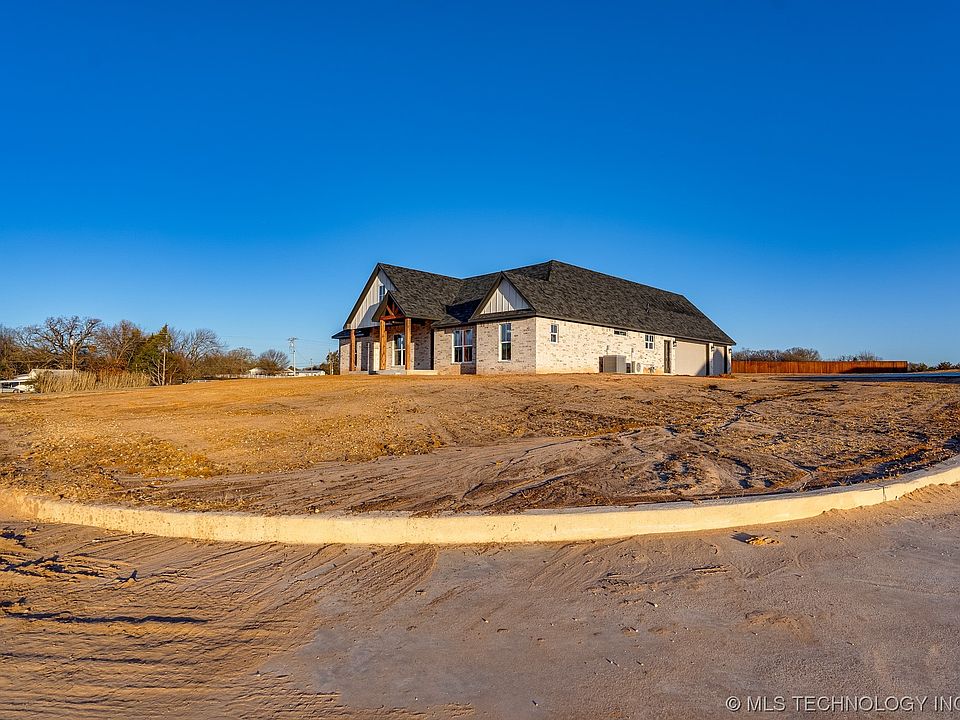 12349 County Road 3571 Loop, Ada, OK 74820 | Zillow