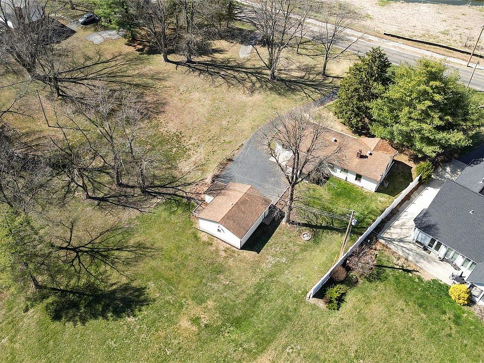 13320 W Watson Rd, Saint Louis, MO 63127 | Zillow