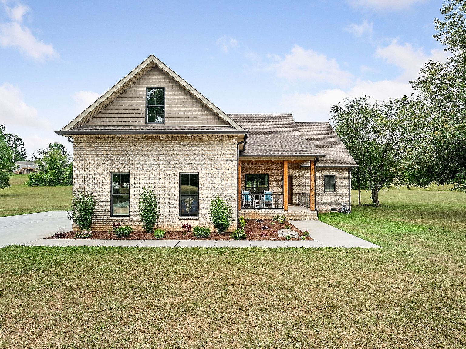 692 Peach Ave, Morrison, TN 37357 | Zillow