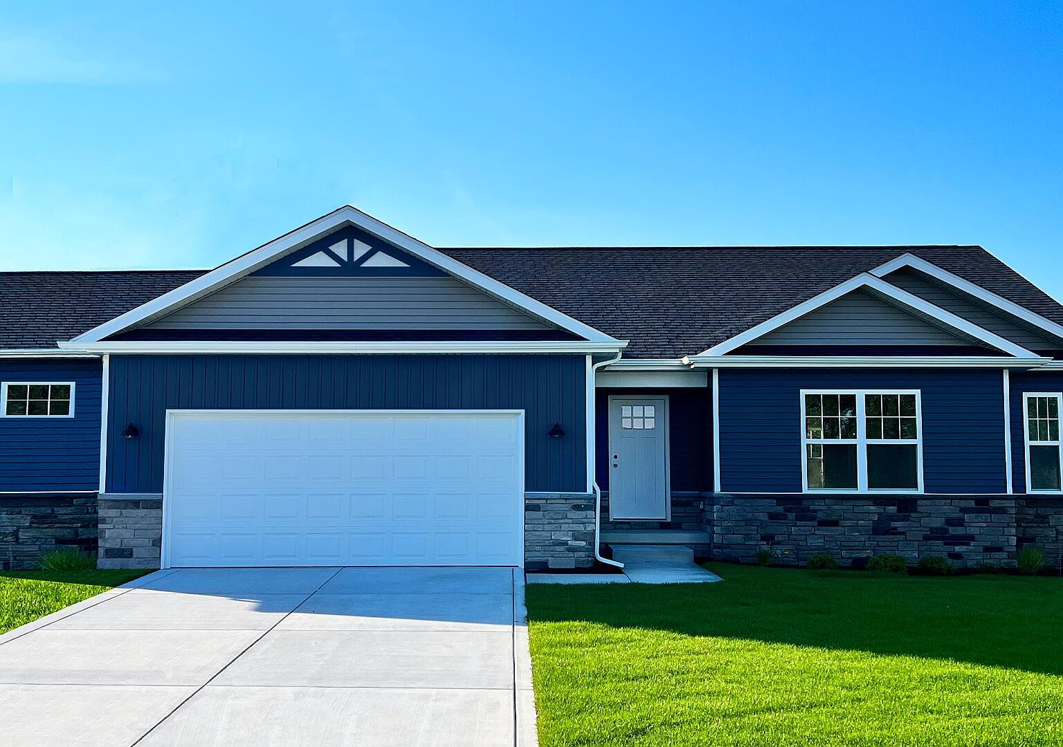 5057 Stephen Ln, Lowell, IN 46356 | MLS #828285 | Zillow