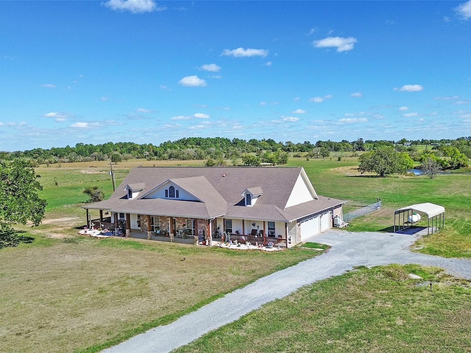 21870 County Road 137, Bedias, TX 77831 | MLS #27339008 | Zillow