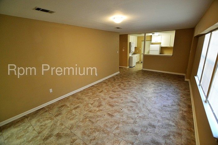 3712 Groom Rd, Baker, LA 70714 | Zillow