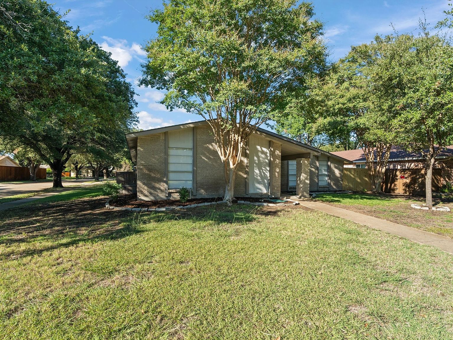 1309 Goodwin Dr, Plano, TX 75023 | MLS #20738281 | Zillow
