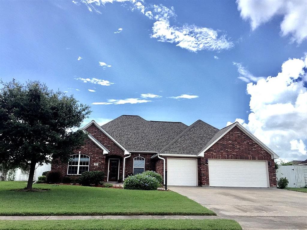 1017 Enchanted Oaks Dr, Angleton, TX 77515 | Zillow
