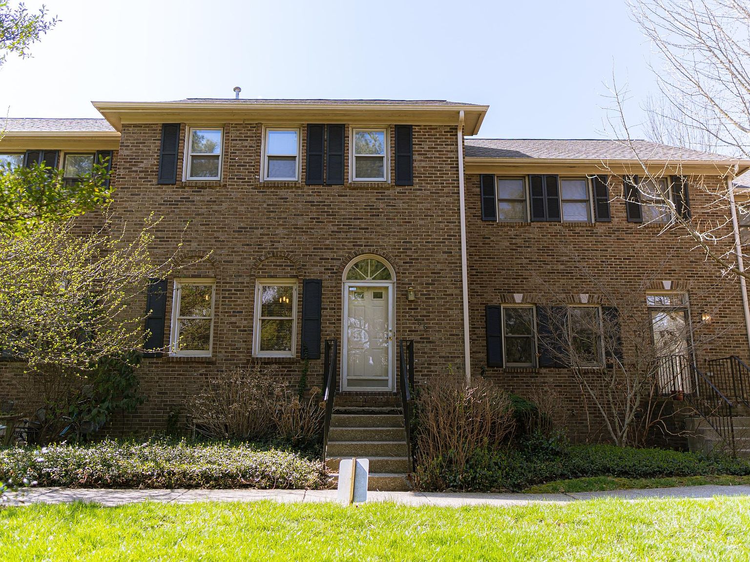 1366 Gray Hawk Rd, Lexington, KY 40502 | Zillow