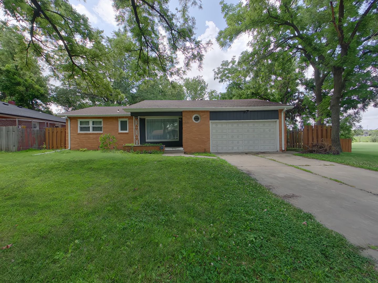 6001 E 8th St N, Wichita, KS 67208 | Zillow