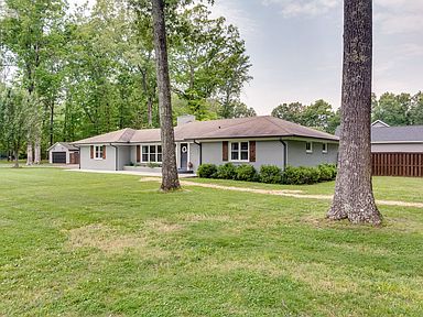 805 Forrest Dr, Tullahoma, TN 37388 | Zillow