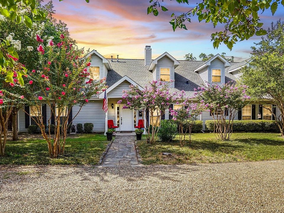 2229 Houston Pl, Denton, TX 76201 | MLS #20377946 | Zillow