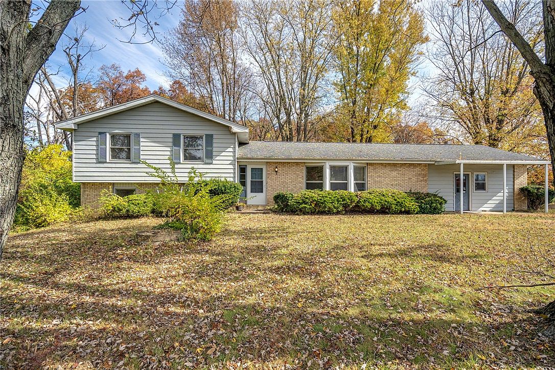 12788 N Country Club Rd, Effingham, IL 62401 | Zillow