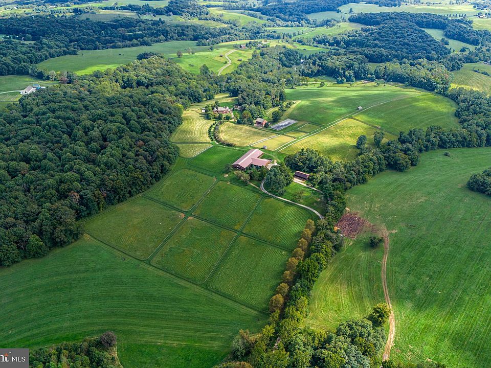 110 Frog Hollow Rd, East Fallowfield, PA 19320 | MLS #PACT2053024 | Zillow