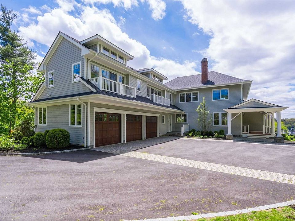 3 Two Rod Rd, Huntington, NY 11743 | Zillow