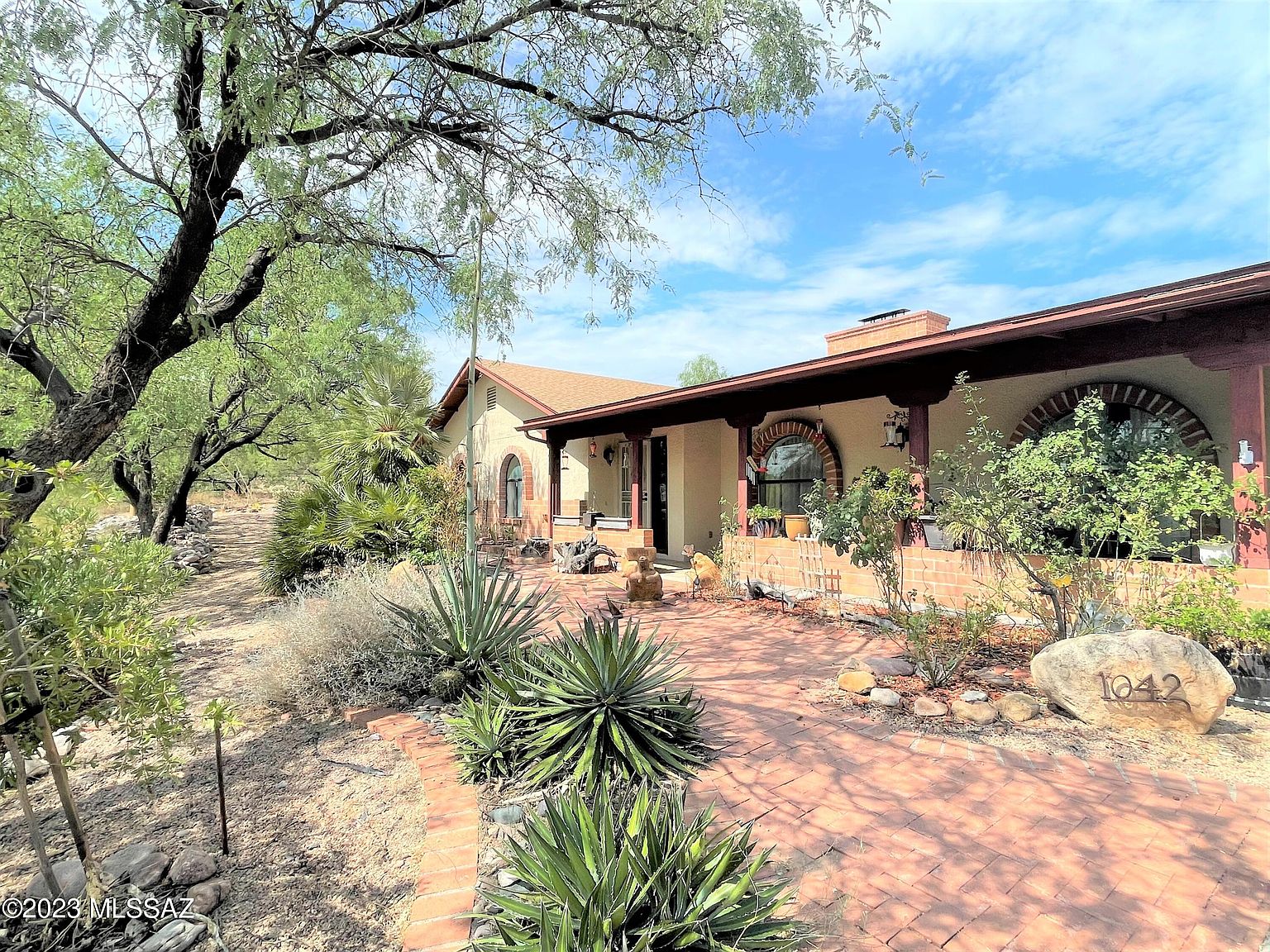 1042 Lucia Ct, Rio Rico, AZ 85648 | MLS #22315184 | Zillow