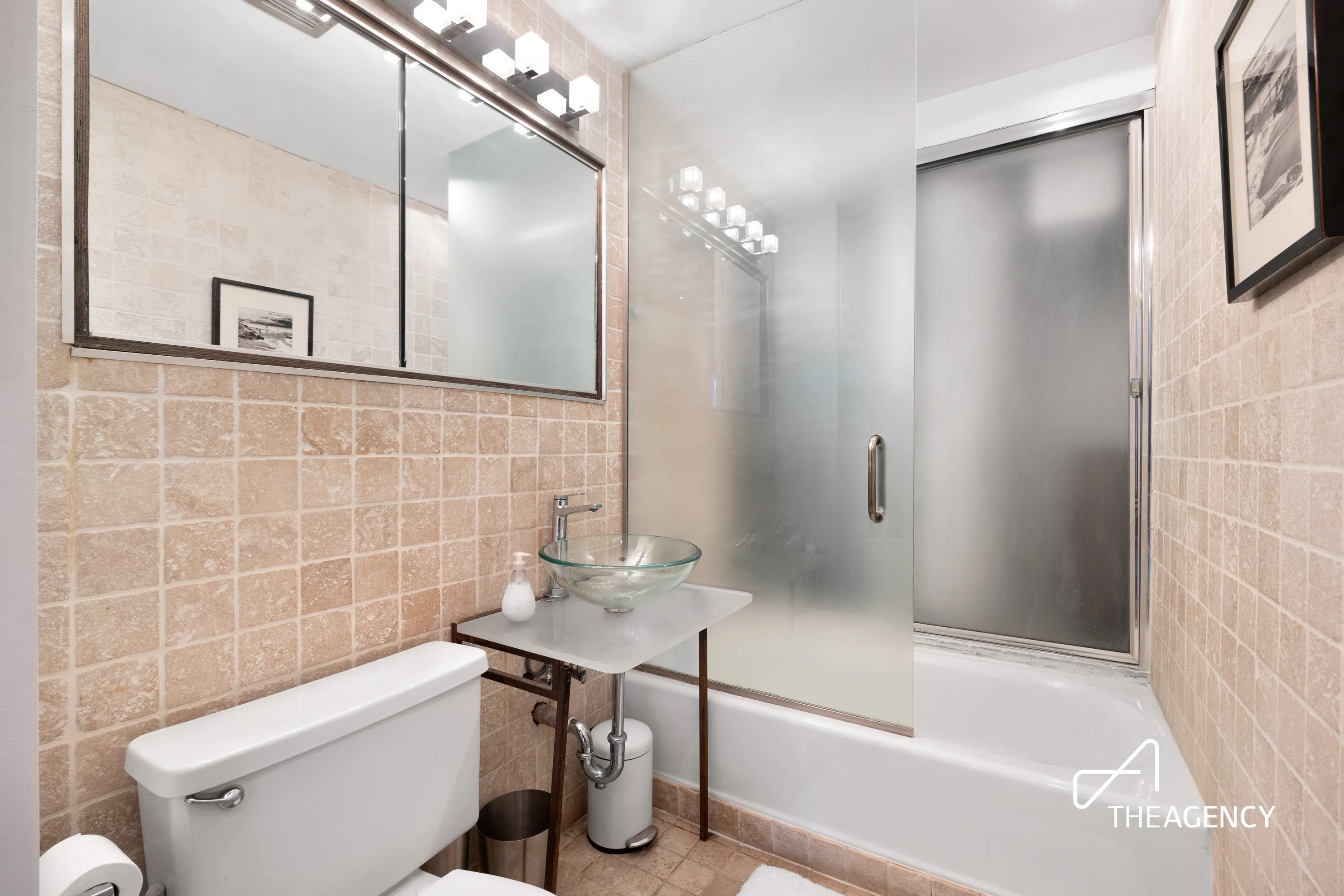 250 Mercer Street #1207B in Greenwich Village, Manhattan | StreetEasy