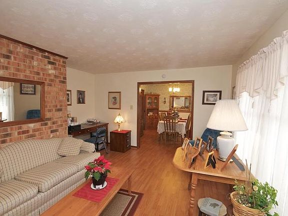 69 Cobblestone Ln, Glasgow, VA 24555 | Zillow