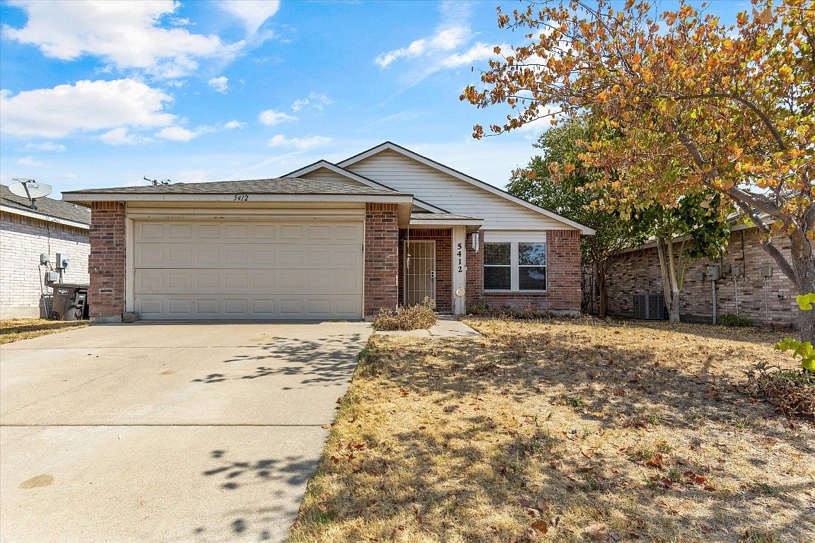 5412 New Castleton Ln, Fort Worth, TX 76135 | Zillow