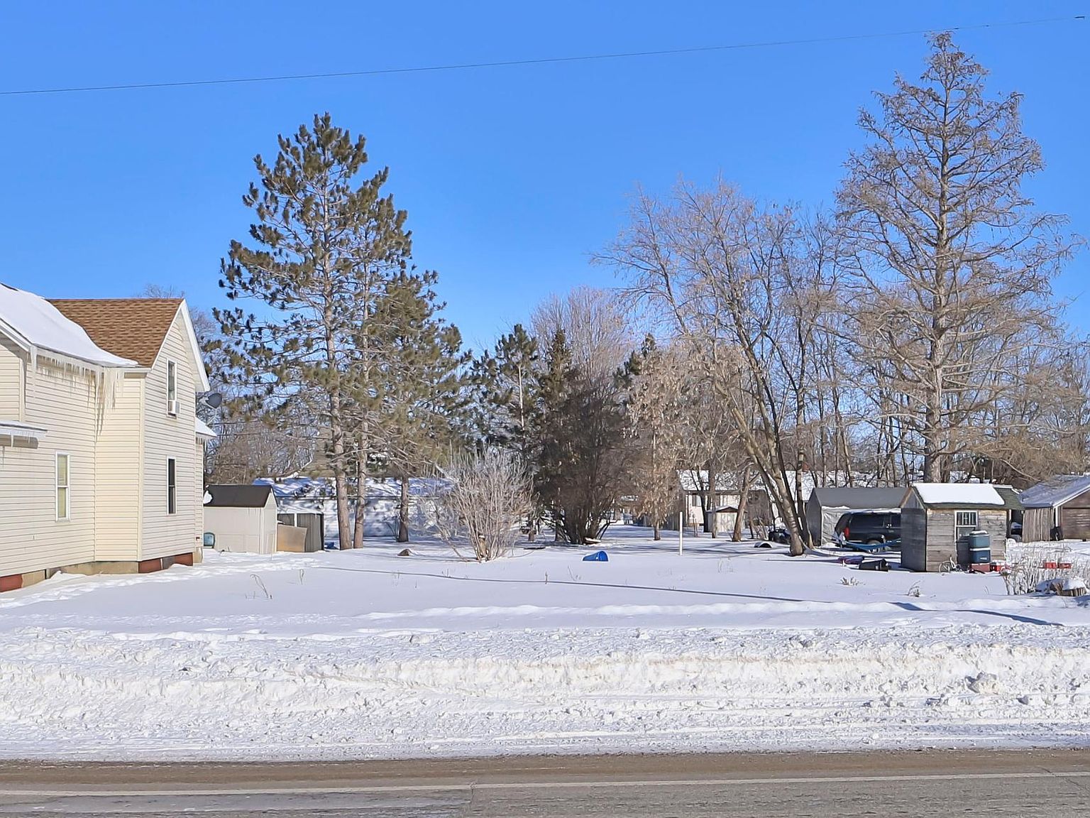 206 Main St E, Bertha, MN 56437 | MLS #6671515 | Zillow