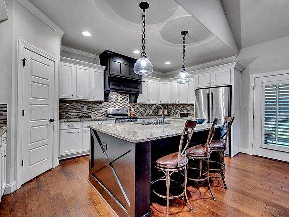 340 Strathaven Cir, Pelham, AL 35124 | Zillow