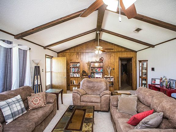 1515 Terry Dr, Slaton, TX 79364 | Zillow