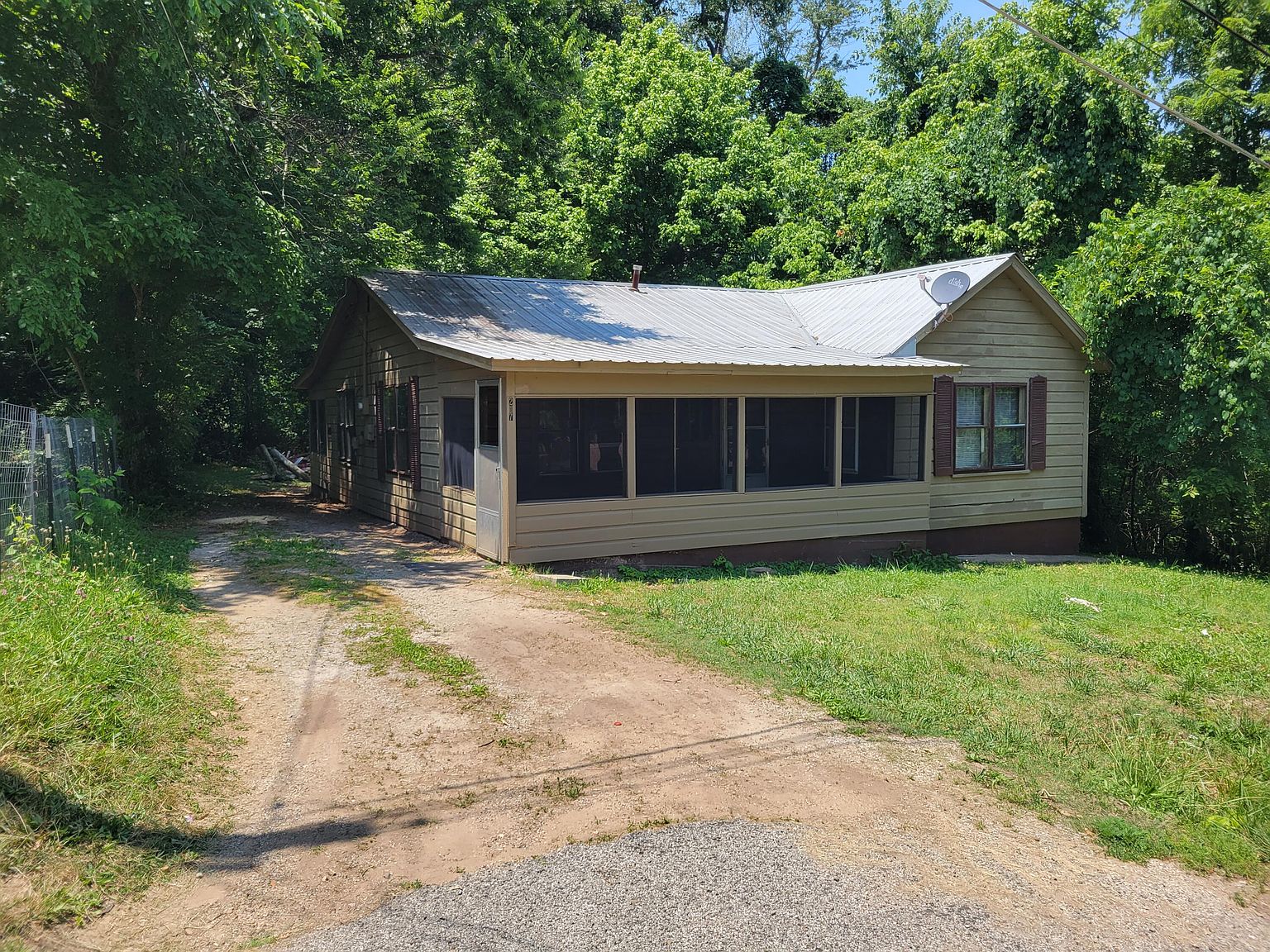 217 N 6th Street, Thayer, MO 65791 | Zillow