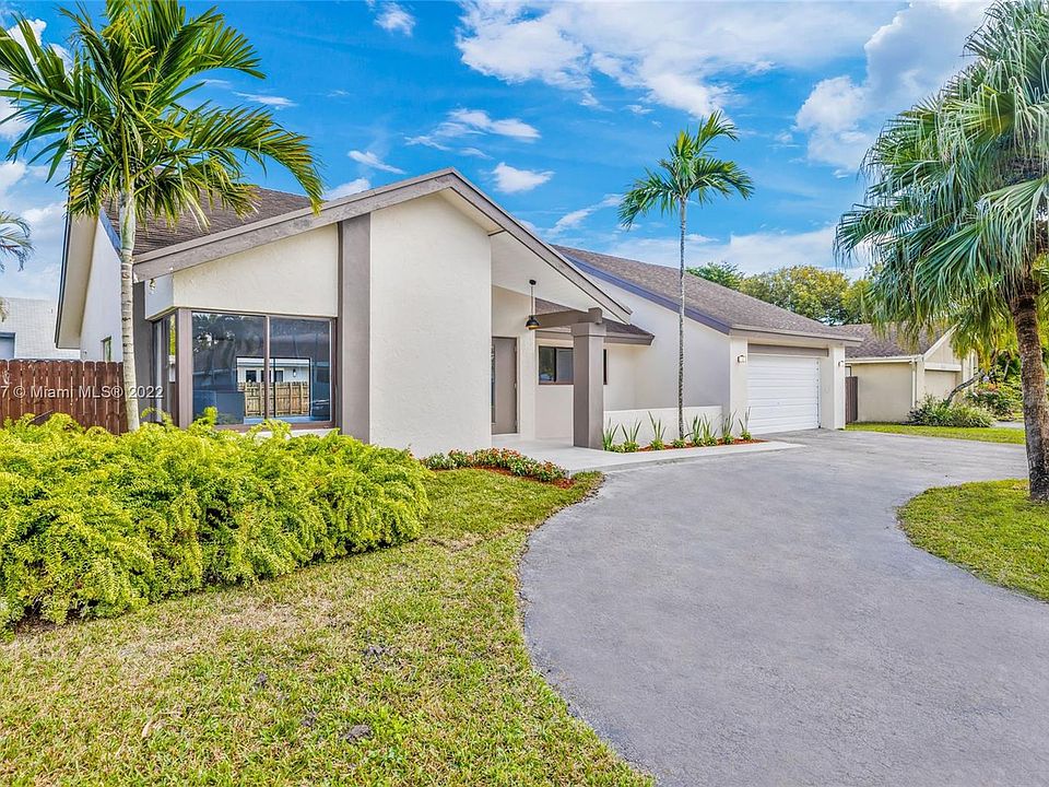 10260 SW 96th Ter, Miami, FL 33176 | Zillow